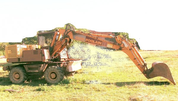CASE 688 (Poclain) / Kolové rypadlo / Nabídky / Bazar / bagry.cz - vše ...