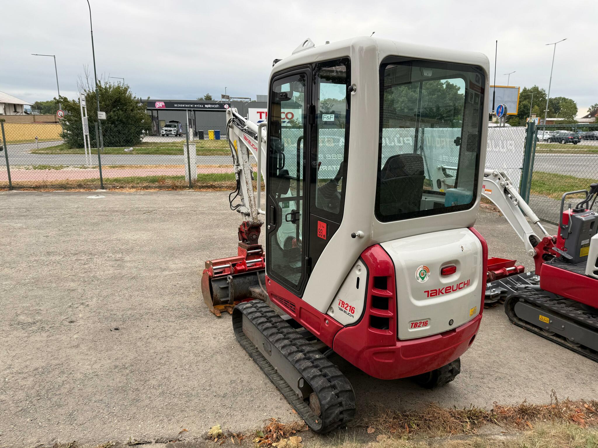 TAKEUCHI TB 216 - Powertilt MARTIN / Minirypadlo / Nabídky / Bazar ...