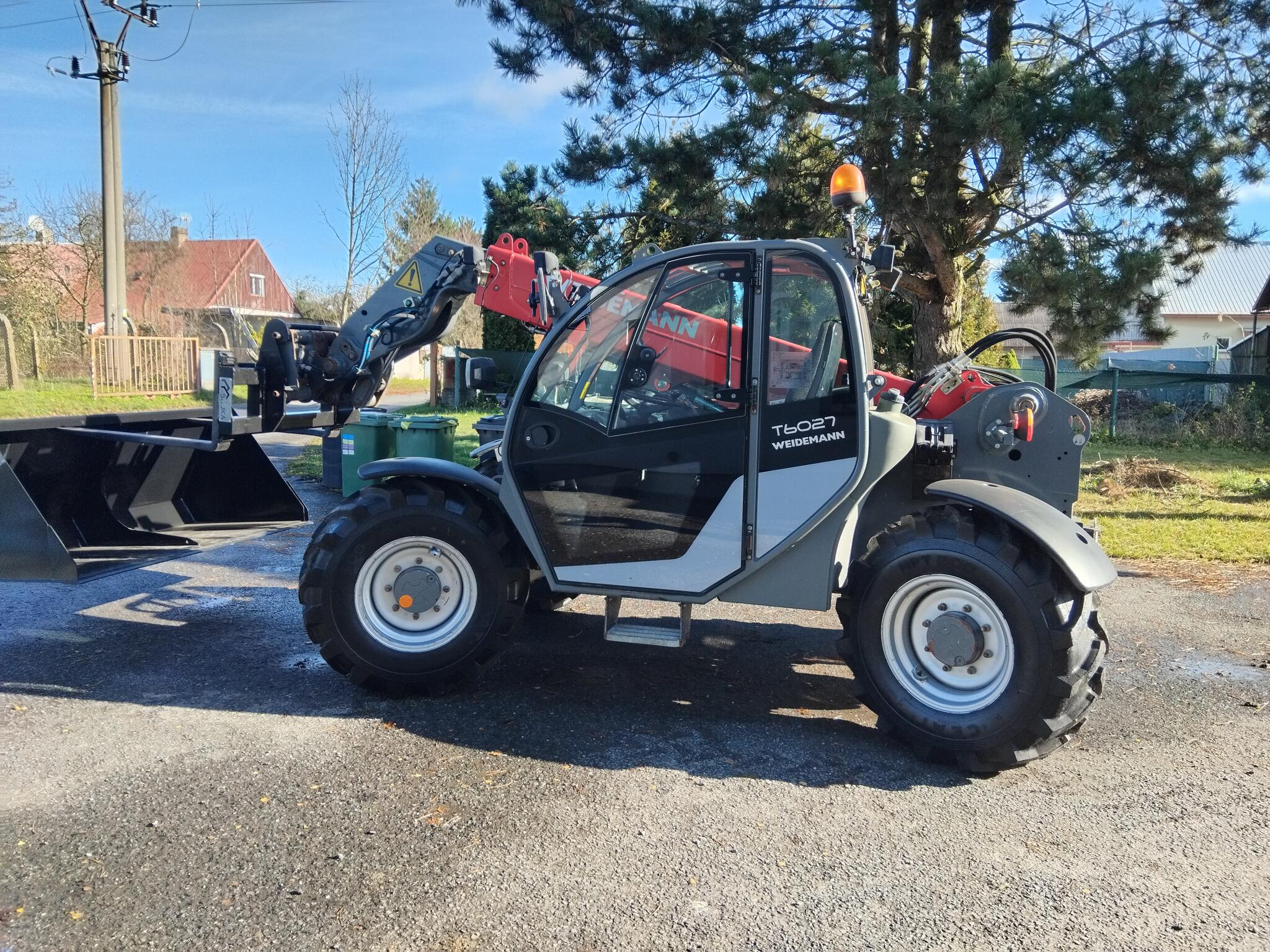 Weidemann T6027 / Teleskopický manipulátor / Nabídky / Bazar / bagry.cz ...