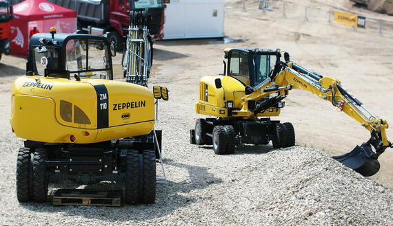 Zeppelin ZM70 a ZM110: První foto / První foto / Články / bagry.cz ...