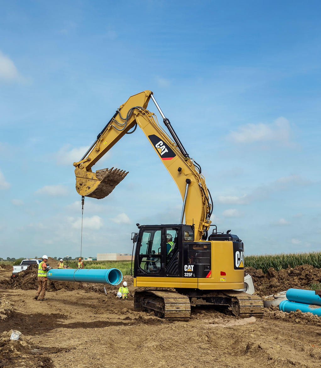 Kompaktní rypadlo Cat 325F kombinuje sílu s úsporou paliva / Tiskové ...